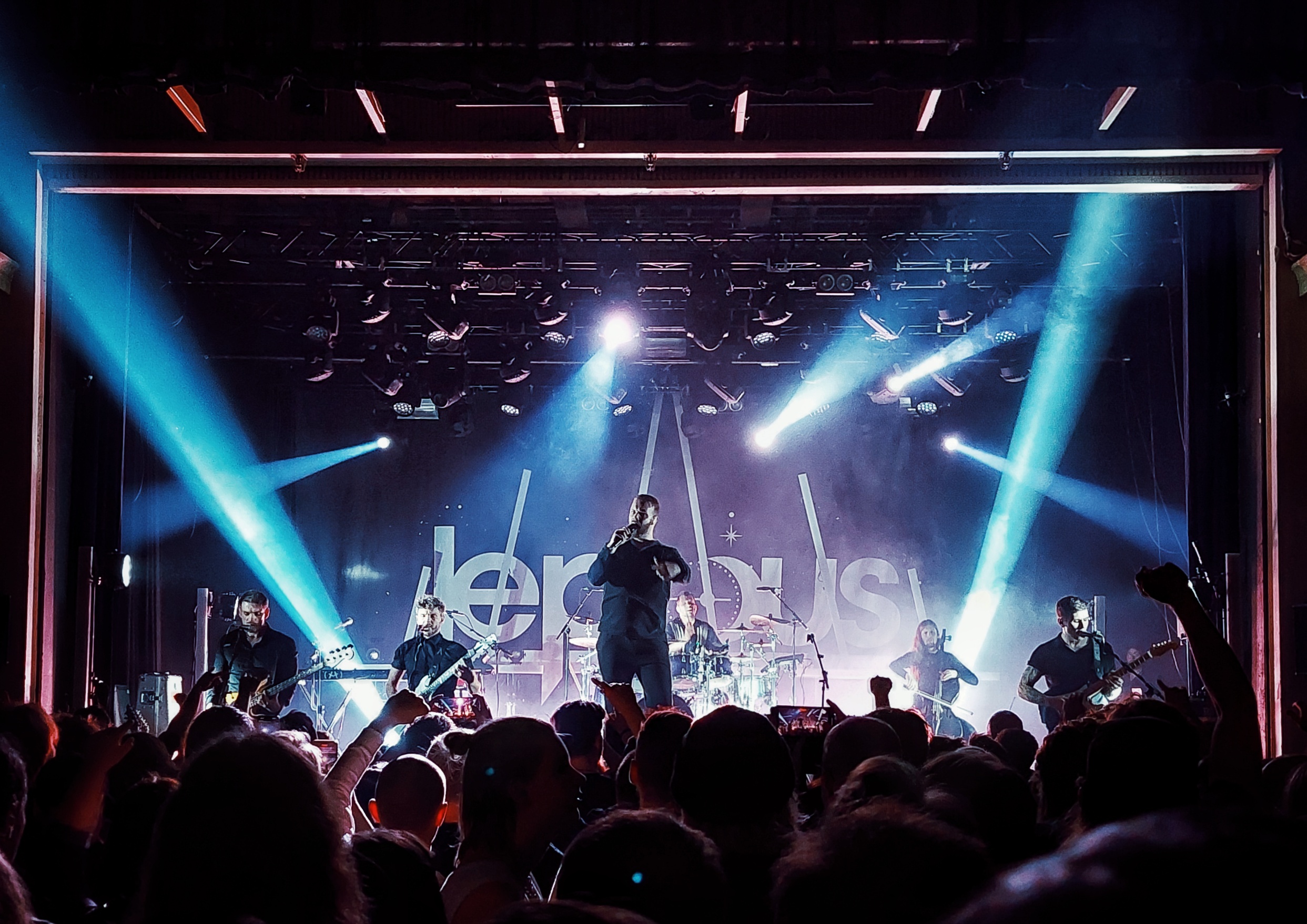 Elements through prog and soul: Leprous live at Vanha Ylioppilastalo ...