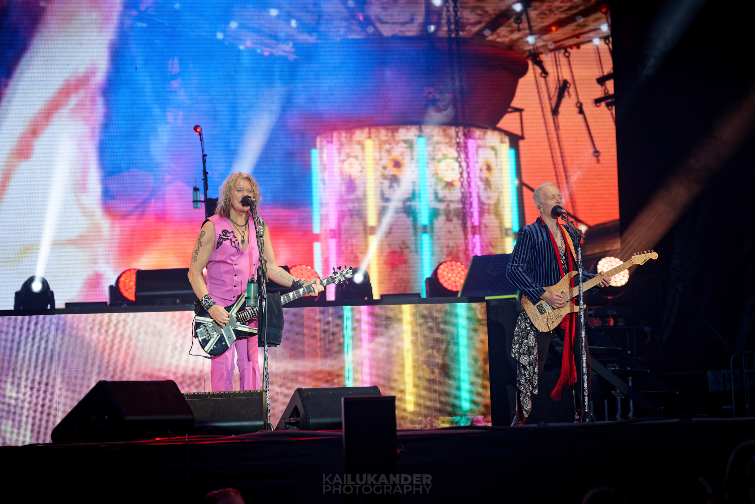 Def Leppard release new single "Rejoice" - Chaoszine