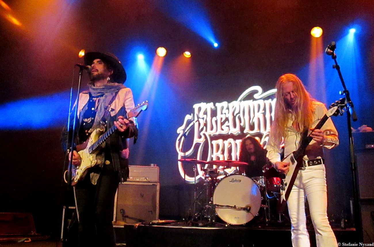 Electric Boys: Music video for "When Life Treats You Funky" released ...