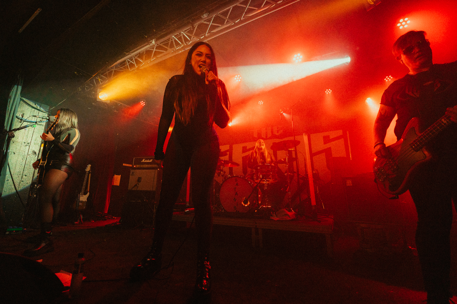 Swedish rock sensations The Gems release new single, "Gravity" (feat ...