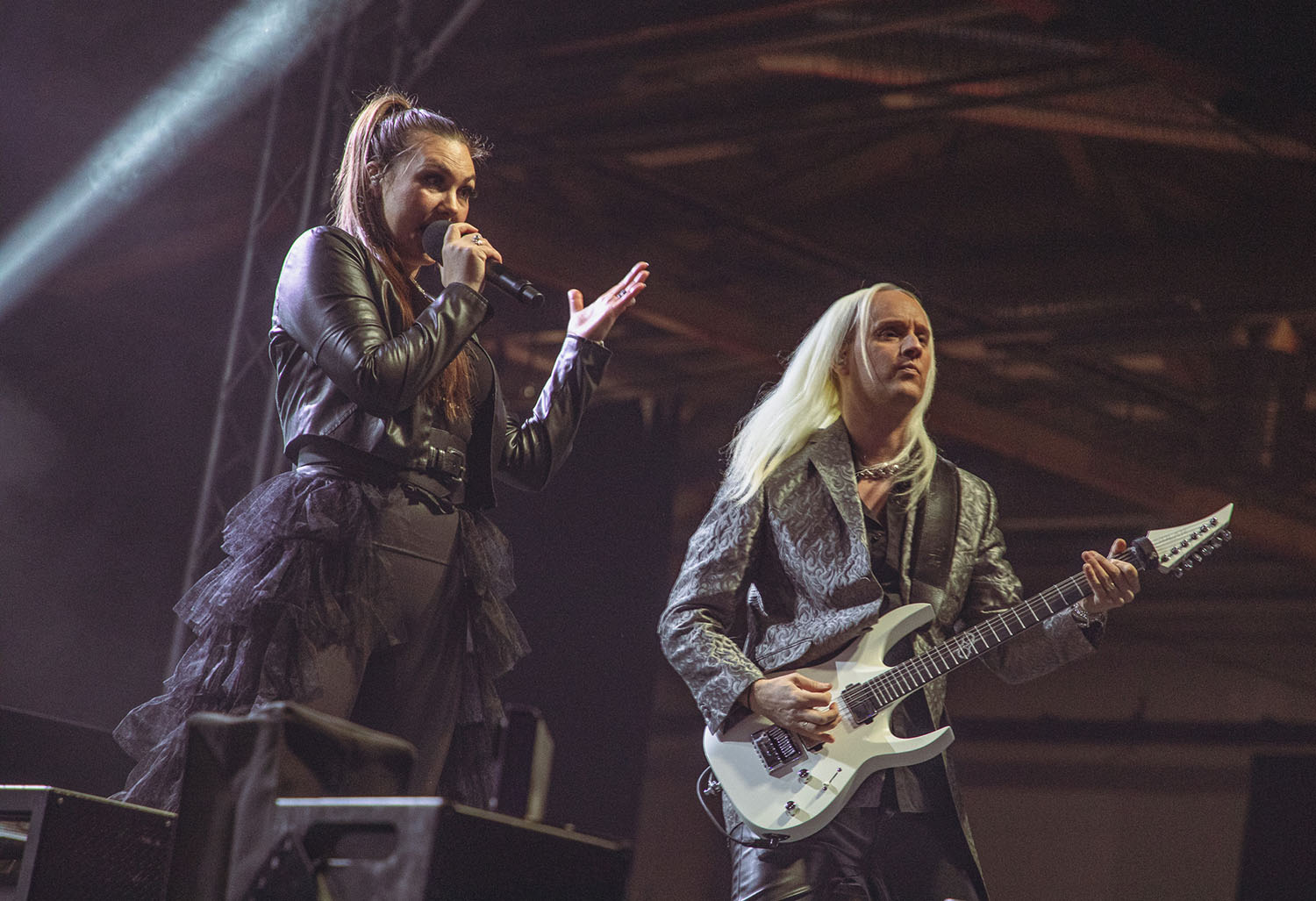 Olof Mörck talks about the new Amaranthe album: "We had less ...