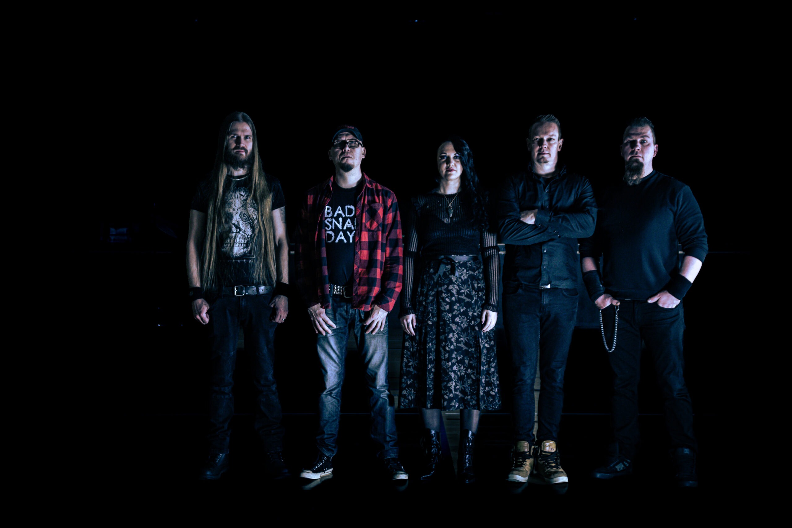 Melodic metal band Abandon All releases new EP "Strong" - Chaoszine