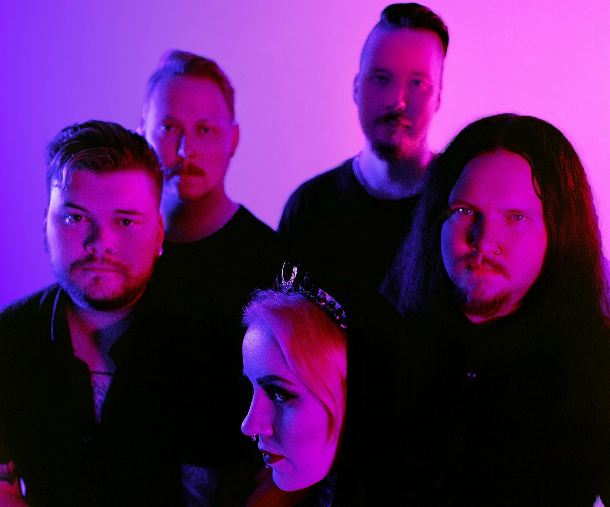 Crest is releasing a new single with a lyric video "Onyx" - Chaoszine