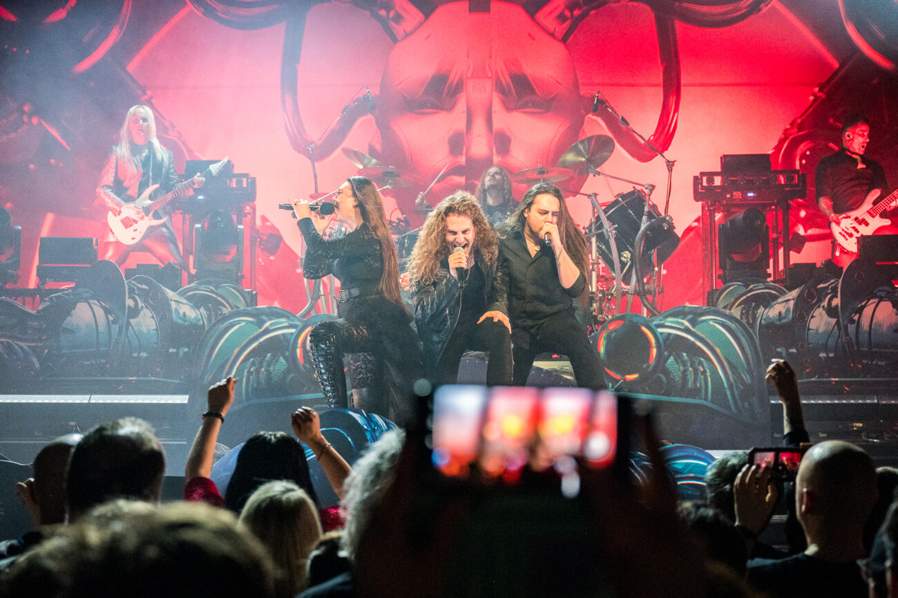 Revel in the sound: Amaranthe at Manchester Academy, UK - Chaoszine