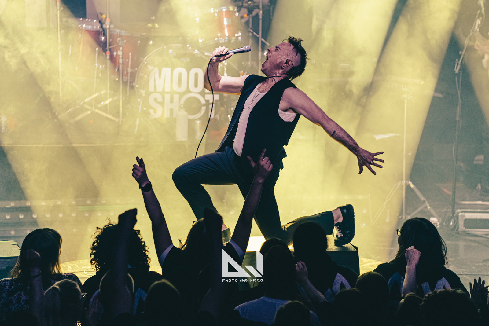 Tavastia was blown by supergroup: See the photos from Moon Shots ...