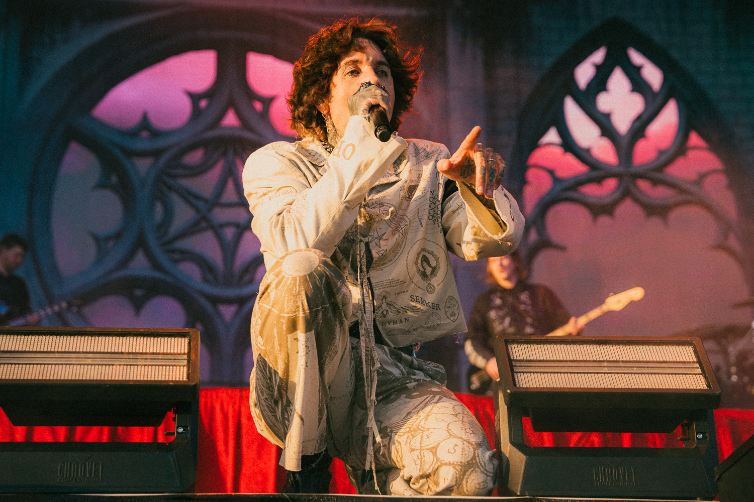 Bring Me The Horizon include their cover of Oasis’ “Wonderwall” in ...