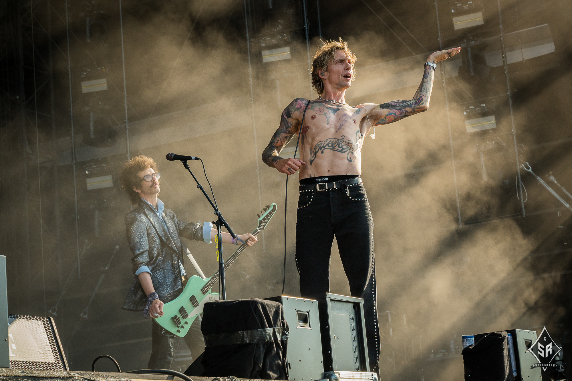 The Darkness release video for new single 'I Hate Myself' - Chaoszine