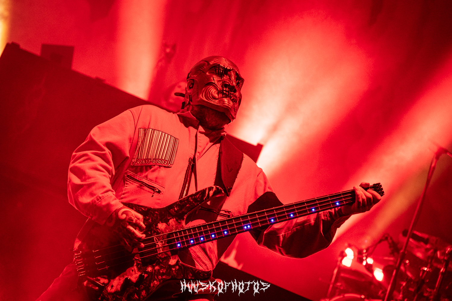 Check out the new mask of Slipknot’s bass player - Chaoszine