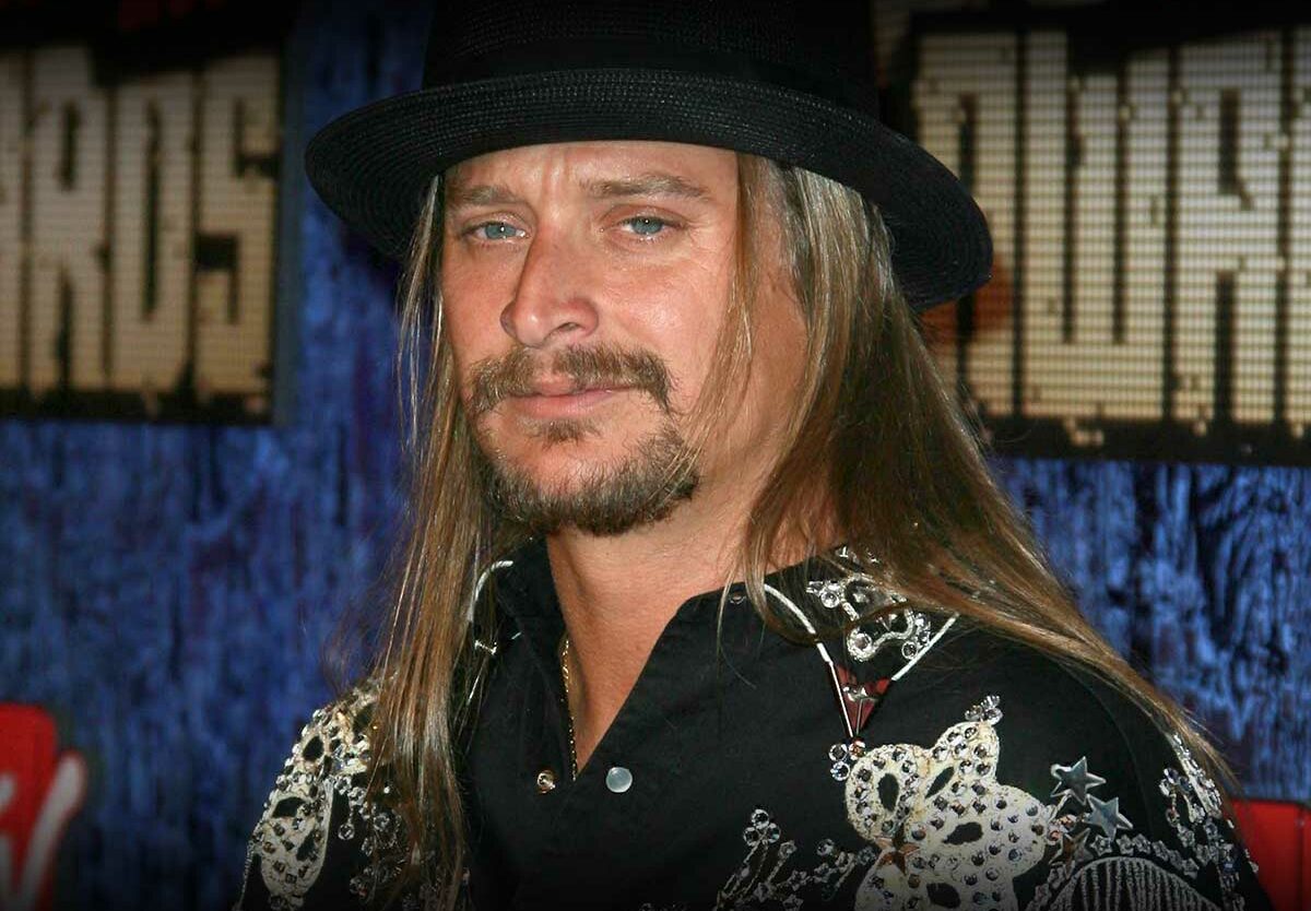 Live TV gets uncomfortable as Kid Rock hits on BBC journalist - Chaoszine