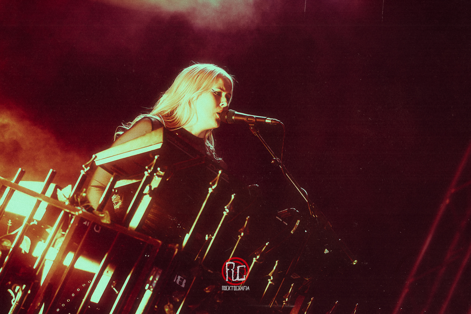 Cradle of Filth release additional statement about the exit of Zoë ...