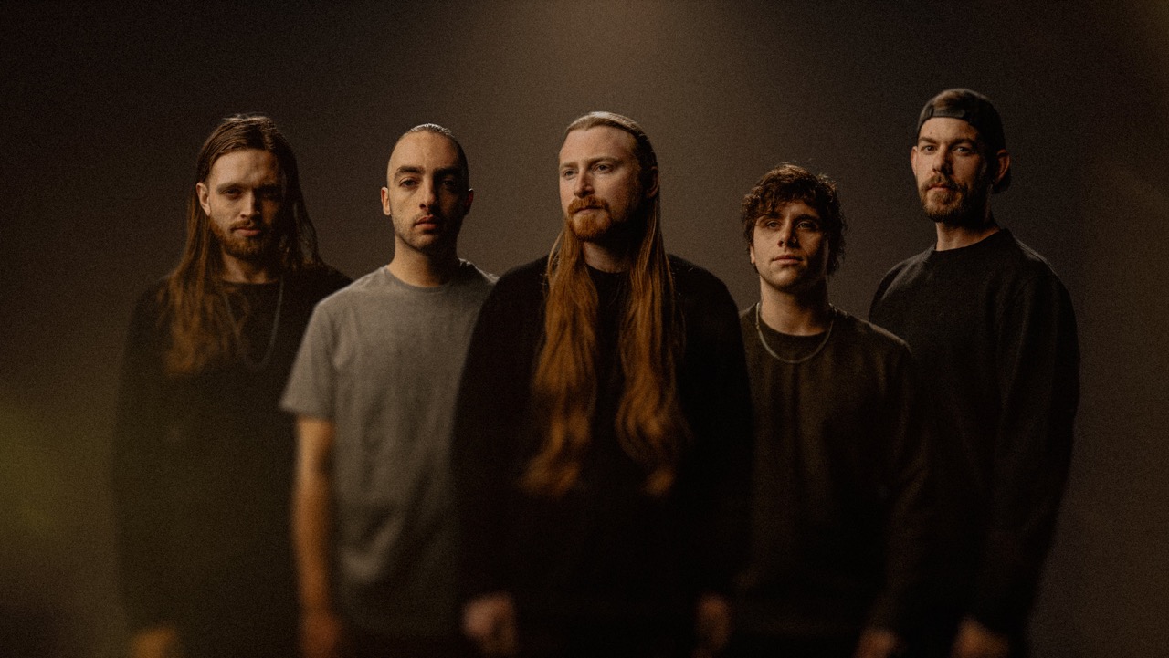 Currents release new single “It Only Gets Darker” - Chaoszine