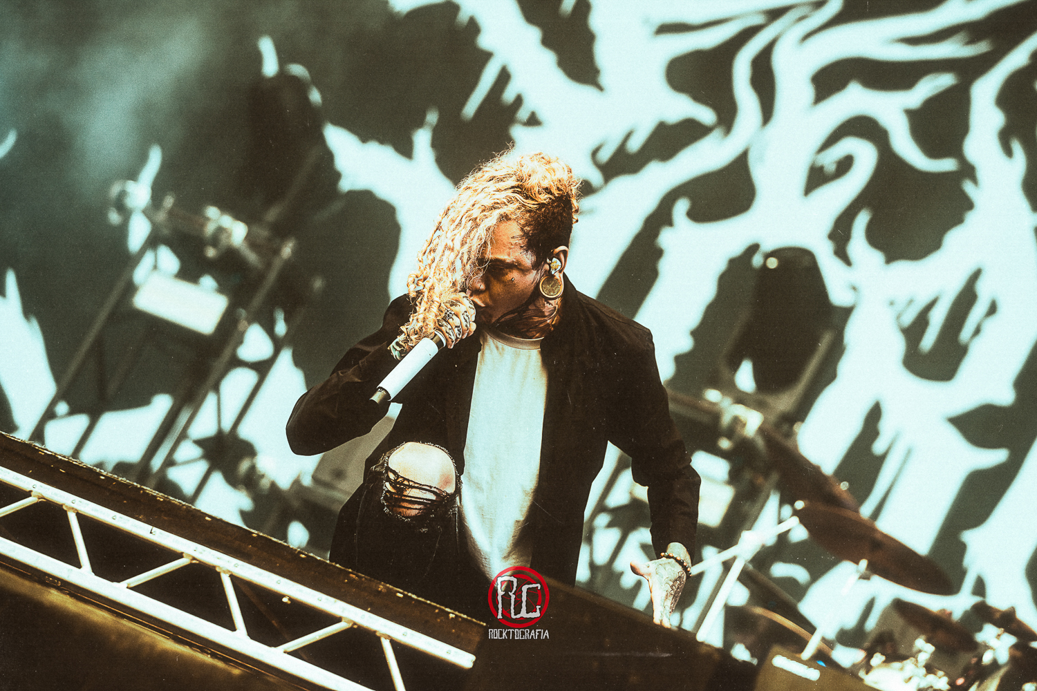 Lorna Shore release official video for new single “Glenwood” - Chaoszine