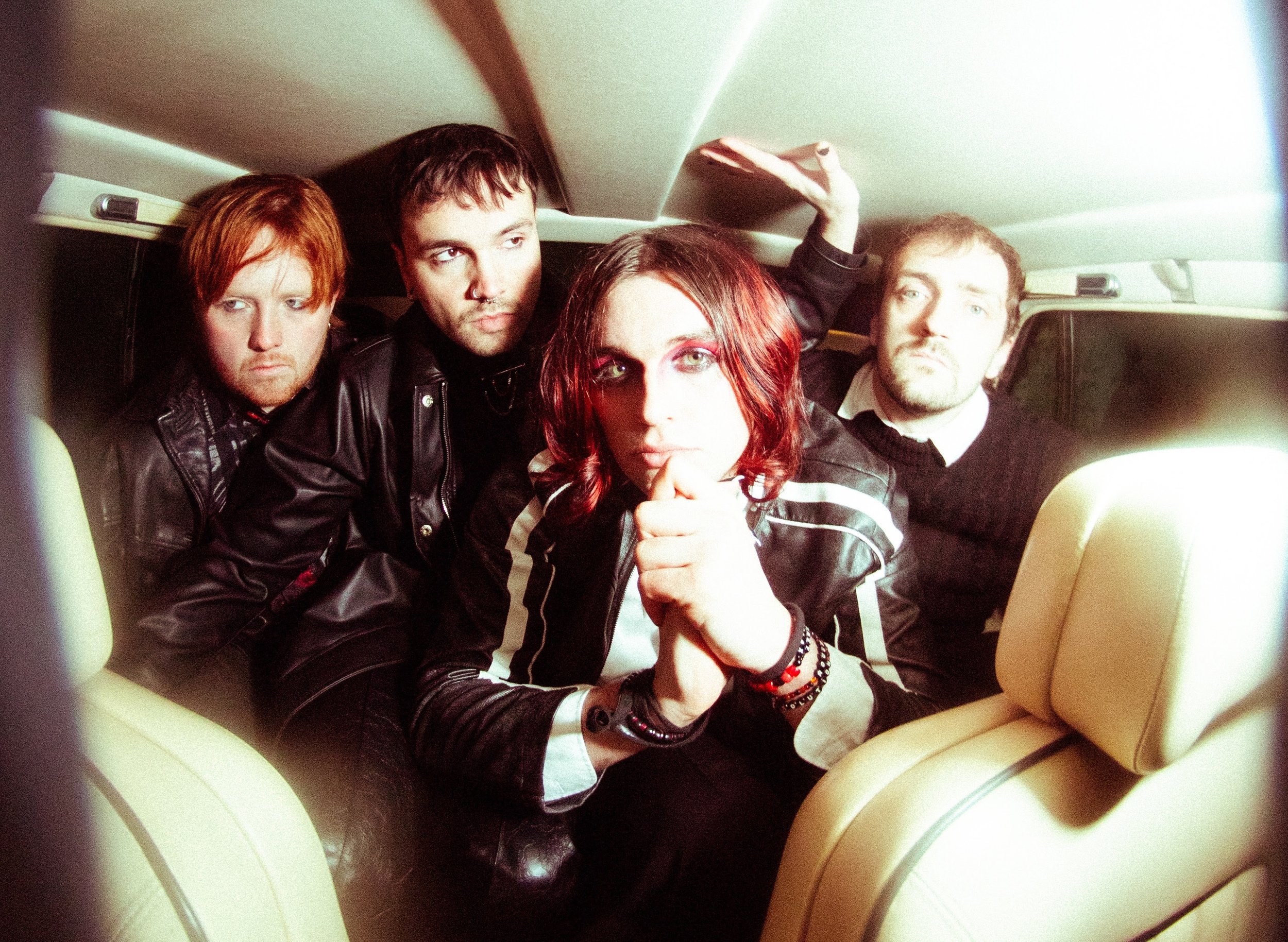 Static Dress ink a deal with Sumerian Records and release a new single ...