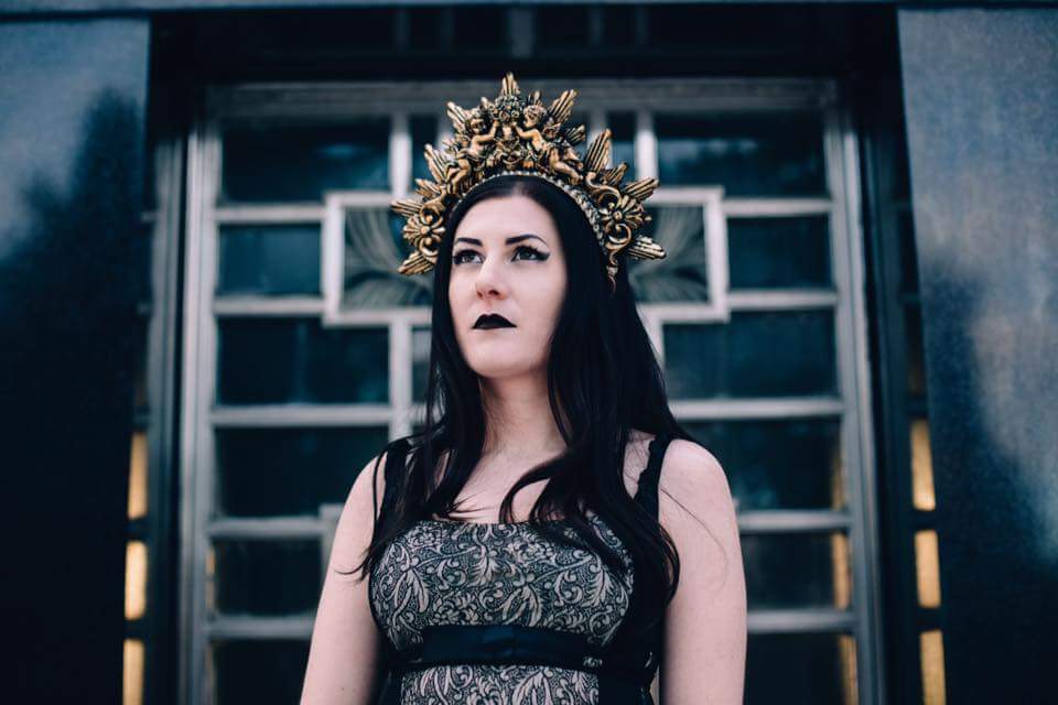Lindsay Schoolcraft (formerly of Cradle of Filth) replies to Phil ...